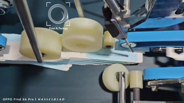 Фальцевально-склеивающая машина с внутренней фальцовкой RC