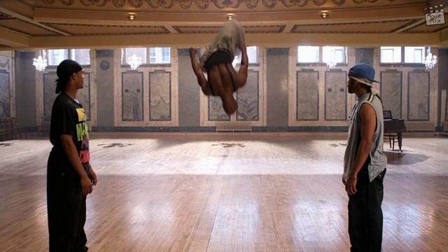 видеоклип на фильм #УЛИЧНЫЕ ТАНЦЫ под музыку Vortex Involute feat. Вариант - Музыка Рек и Дождей.