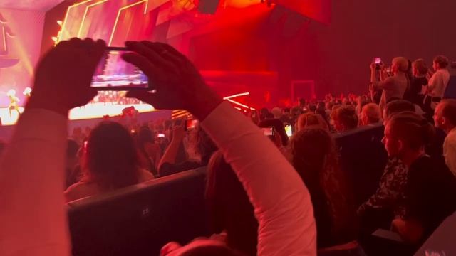 Ожившая обложка 6