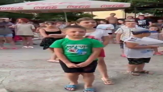 Подарки деткам в Геленджике