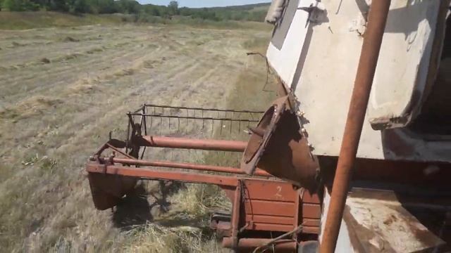 Сенокос на комбайне нива ск-5