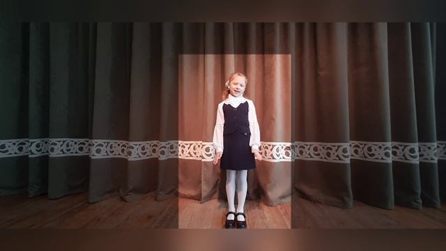 Елена Старишко "Маленький зайчонок"