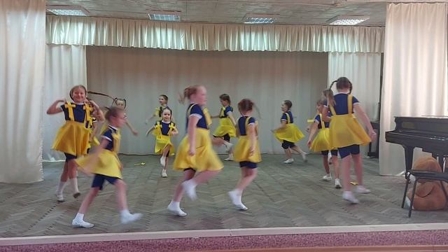 Хореографический ансамбль "Liri dance" танец "Ералаш"