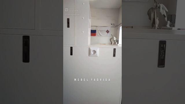 Мебель Ядвига. Маникюрный стол МС20