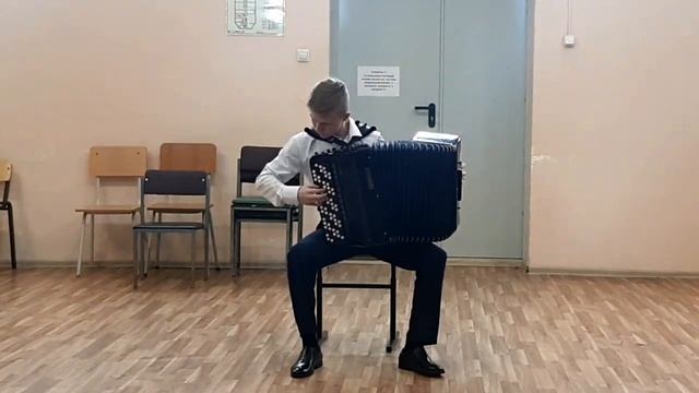 И. Я. Паницкий, вариации на тему РНП 'Среди долины ровныя' и 'Светит месяц'.