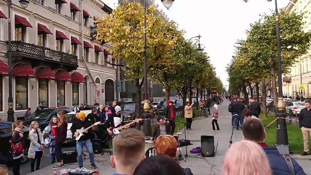 На улицах Питера. (2)