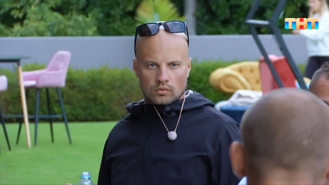 «Ты хочешь моей женщине сделать романтик? С ума сошел?»: конфликт Димы и Кости