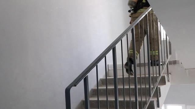 В Оренбурге пожарные на скорость покорили 25-этажное здание