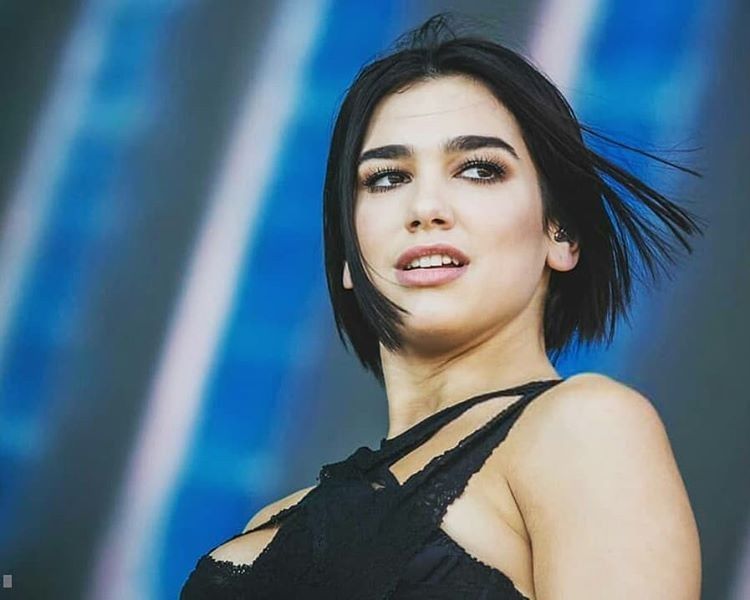 Dua Lipa предъявили иск на $150 тысяч из-за публикации в Instagram.mp4