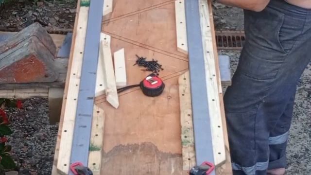 Кондуктор для сварки ферм навеса.