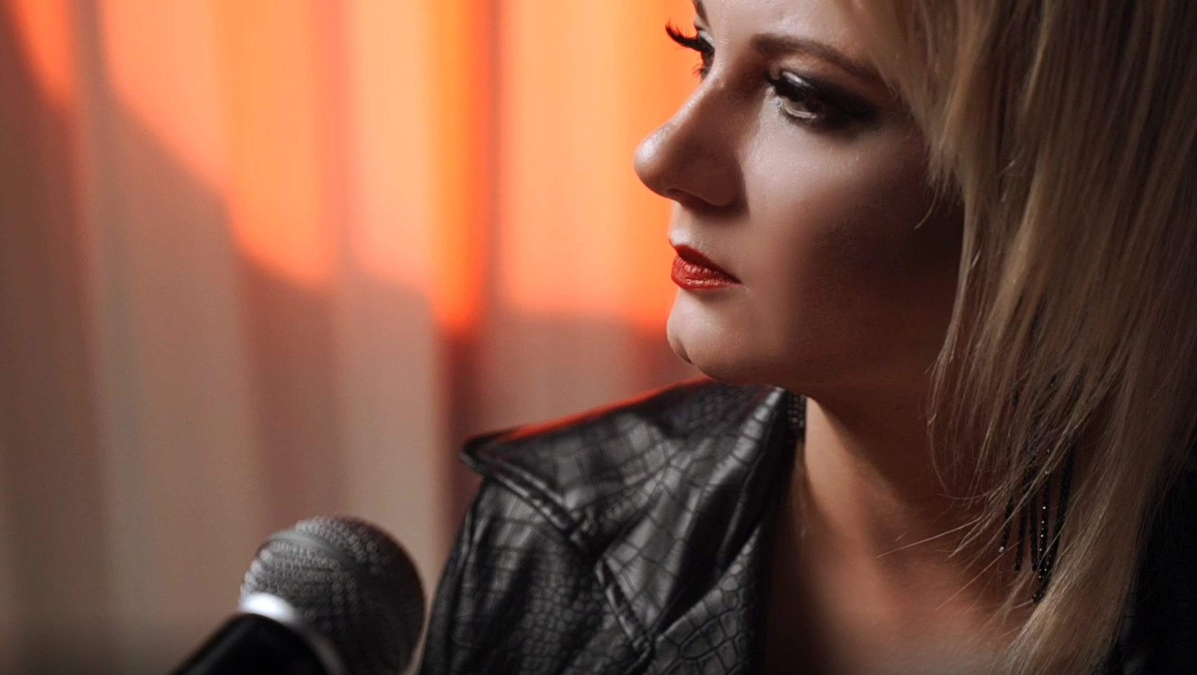 Елена Смолёва - Maybe I Maybe You (кавер)