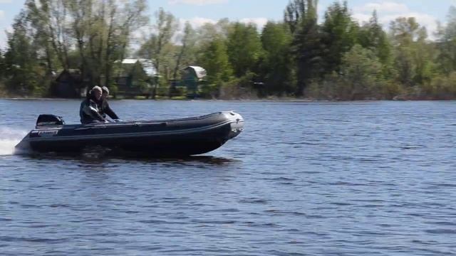 Азимут Cyclone 455 +Mercury 25 л_с.mp4
