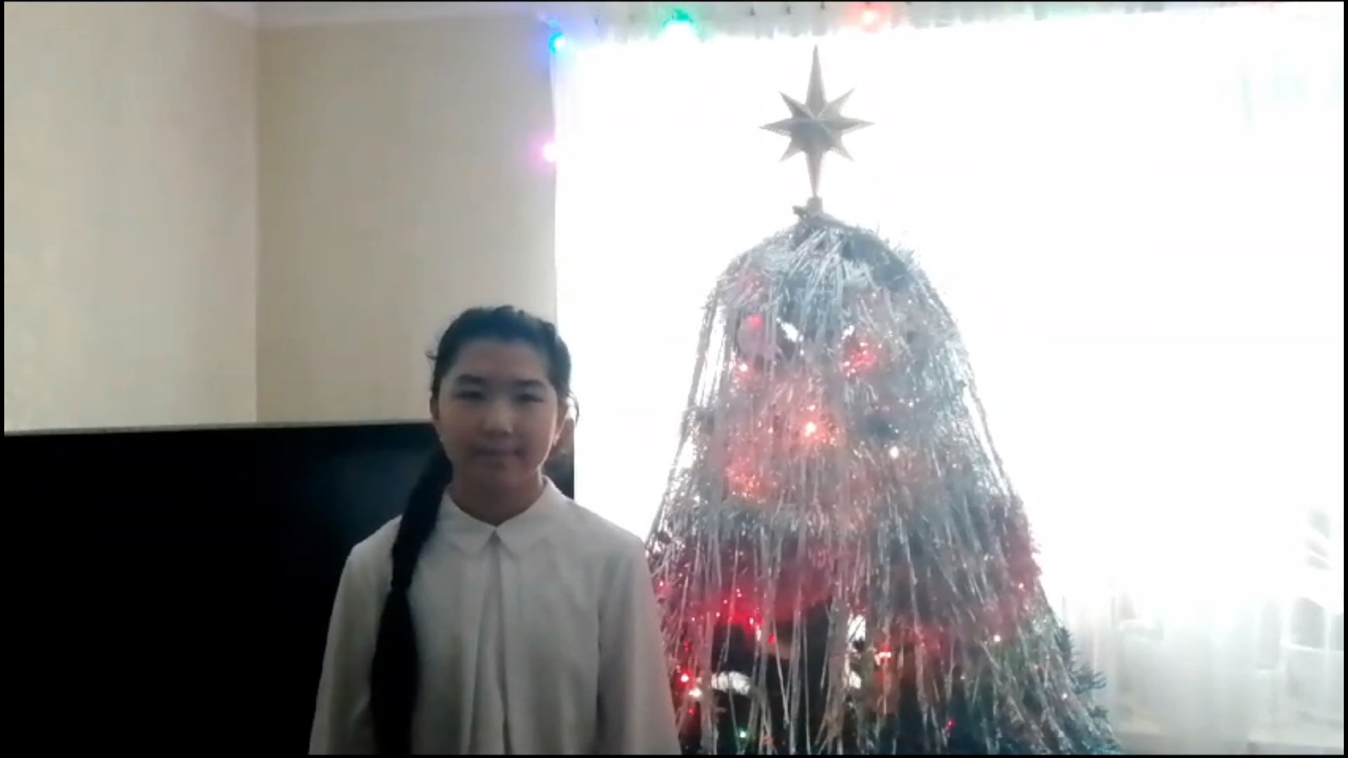 Акция «Новый Год к нам мчится». Дарина Чугирова «Весь мир захватила волшебная сказка» (Оренб. обл.)