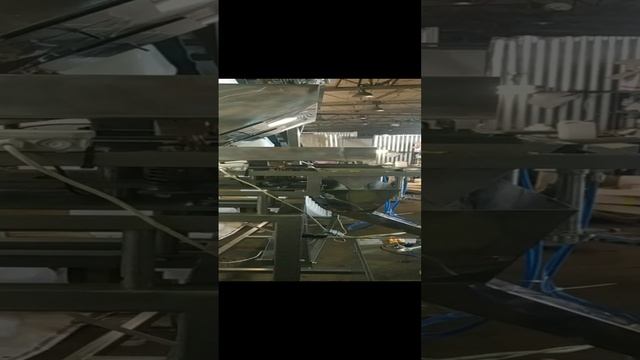 ФАСОВОЧНОЕ ОБОРУДОВАНИЕ - АВТОМАТ ФАСОВКИ СУХАРИКИ  В СТАКАН.mp4