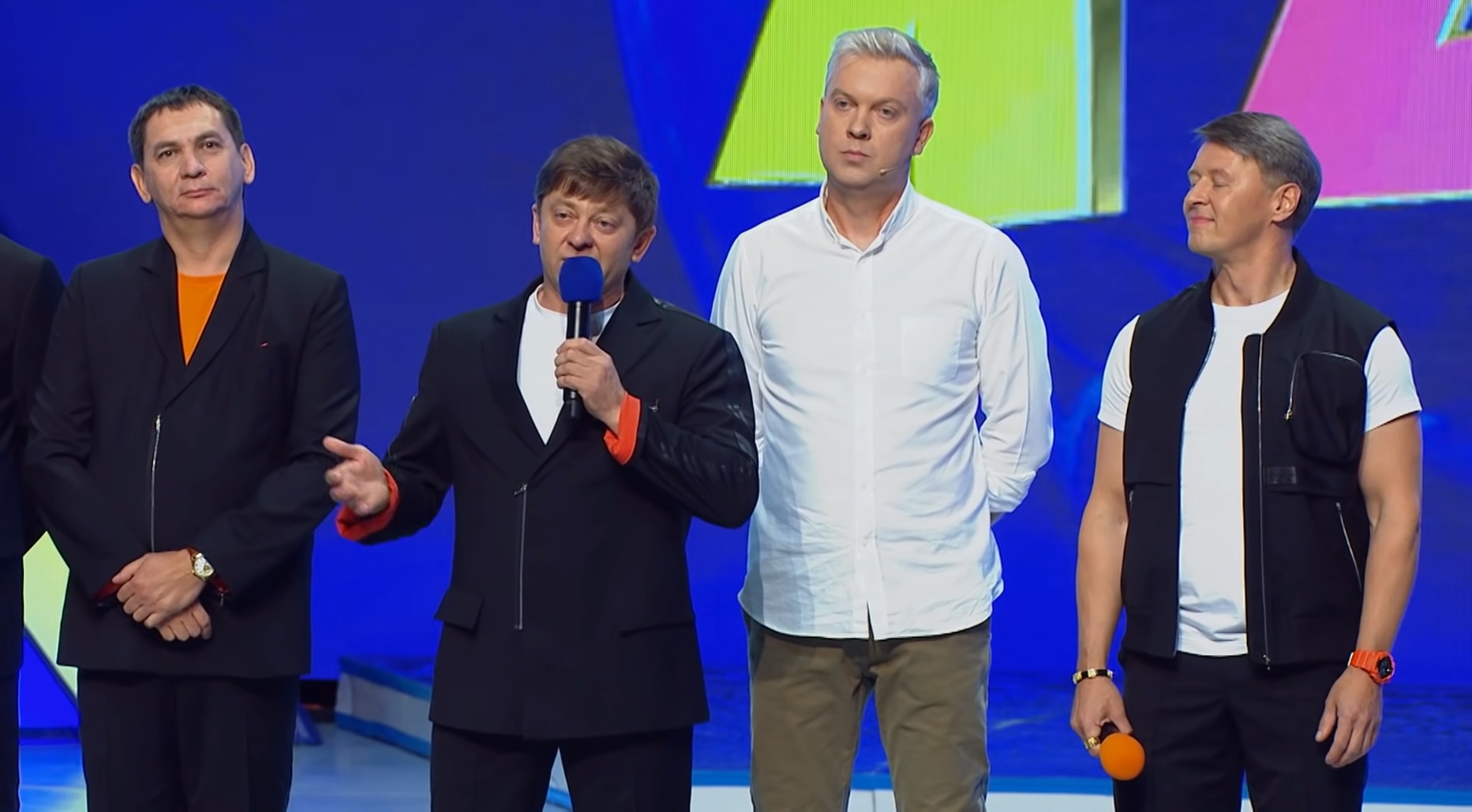 КВН 2019 Высшая лига - Уральские пельмени Встреча выпускников Приветствие