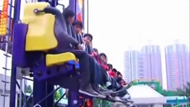 Экстремальный аттракцион из Китая
