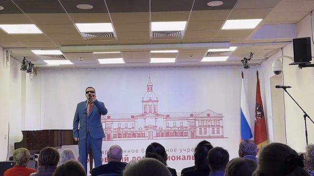 Виктор Тартанов Небо над Россией День народного единства в Московском доме национальностей