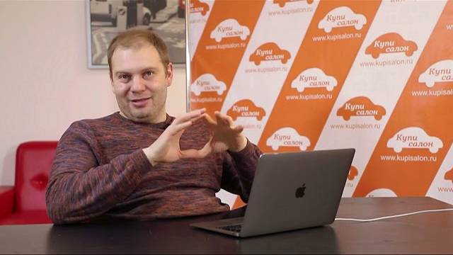 Volkswagen Touareg, перетянули потолок и ручки в алькантару - часть 3