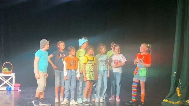 Отрывок из спектакля "Да здравствует Кукарямба"