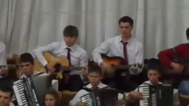 По тундре, по железной дороге..