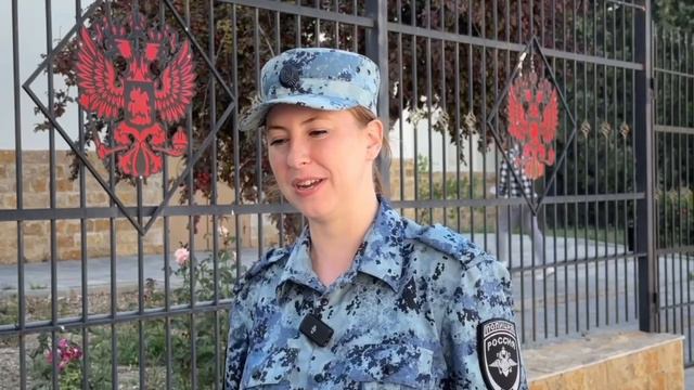 В День семьи, любви и верности полицейские поделились историей создания своей семьи