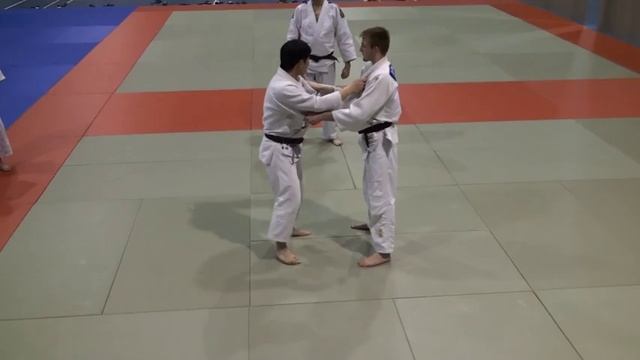 Eiji Kikuchi 2v5