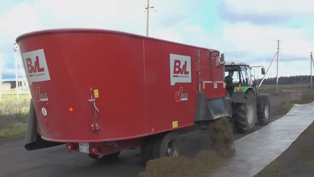 Кормораздатчик - смеситель V-mix PLUS 15-2S.mp4