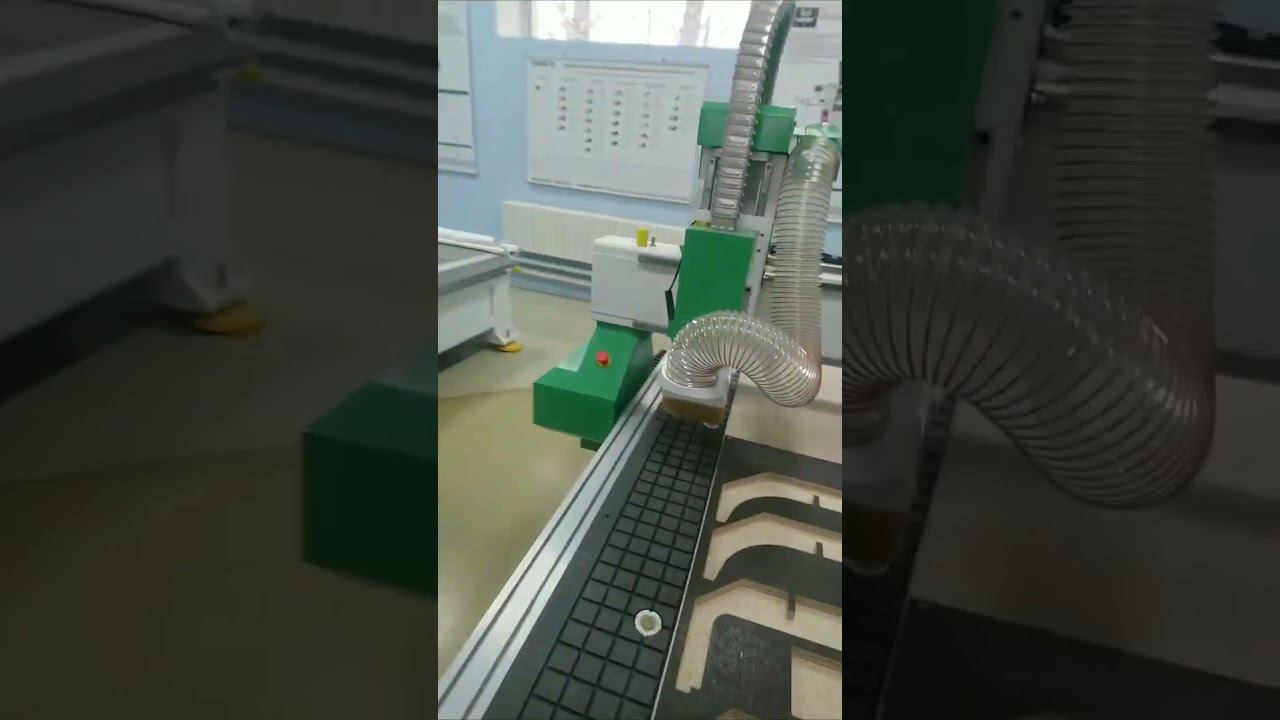 фрезерный станок с чпу 1325 woodtec в демонстрационном зале город Подольск #shortvideo #станки
