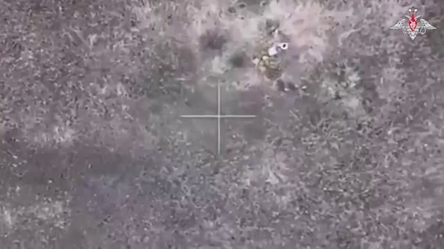 Операторы БпЛА уничтожили укрепления и полевые места хранения боекомплектов ВСУ.