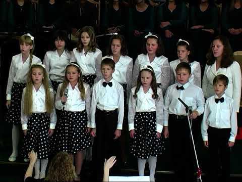 "Кто всё это сотворил?","Что там за окном?".Детский хор.