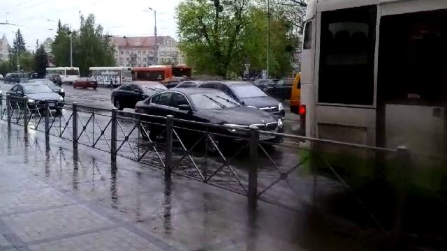 Начало Ленинского проспекта, Калининград. 19.05.2020, 14-16. Дождь.