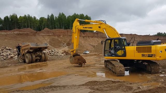 Sumitomo_SH330LC_contr_CAT329DL_gran.mp4