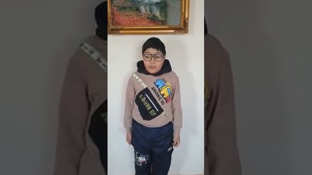 Иванов Эрсан  4 класс стихотворения   «Осень», «Как неожиданно и ярко»