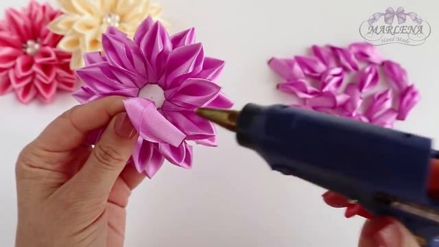 ✿ Цветы из  атласных лент. Георгин Канзаши