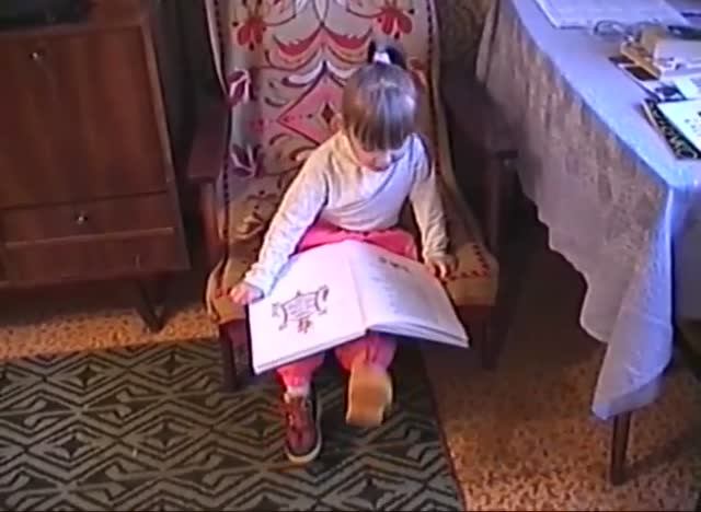 Даша у бабушки Светы