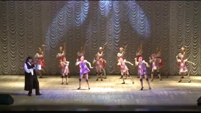 Скрипач-виртуоз Вардан Маркос и ансамбль "Каприз" - русская нарю песня "Калинка"