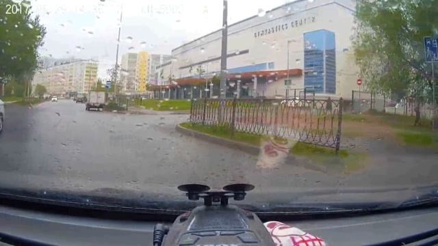 Буйная автоледи