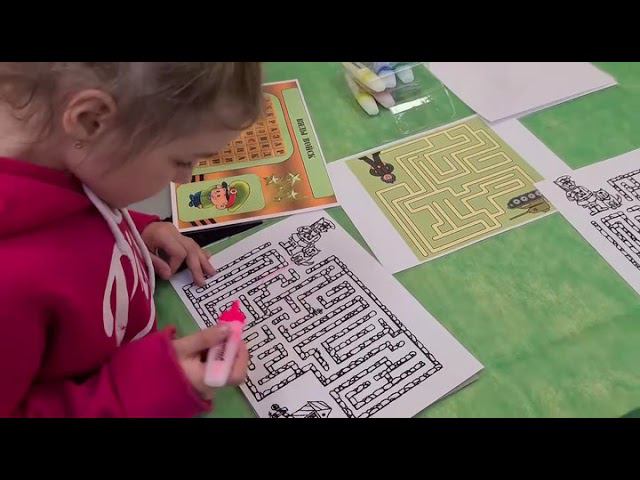 Карина с Любой