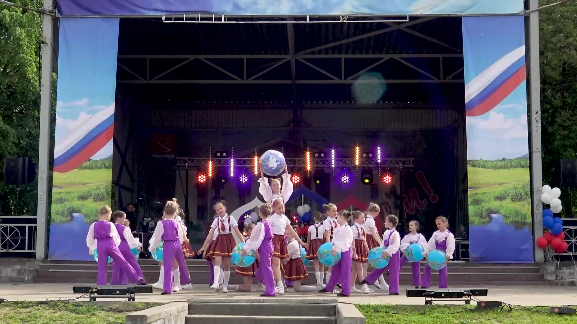 12.06.2022_Дневной детский концерт коллективов города Кировска.