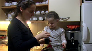 Варя мыло варит