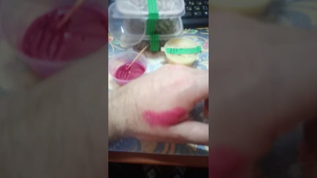 4.3 Губная помада и светлый жир из Чёрной Львинки