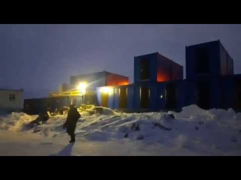 Работаем в экстремальных погодных условиях! Монтаж вахтового поселка на разрезе Валунистый