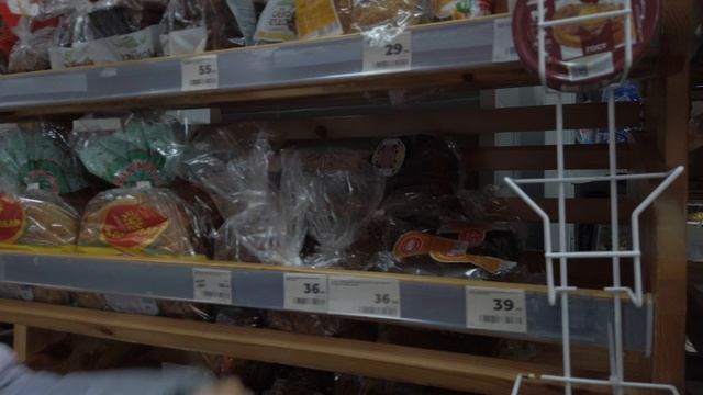 2023-04-03_ Улица, магазин