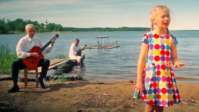 Santa Lucia. Поёт Таня Антонова, 9 лет.