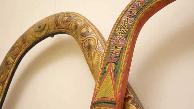 Отдел народного искусства. Роспись по дереву