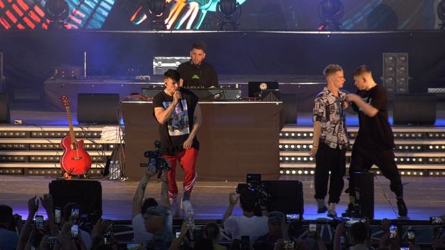 H7170024.MP4 NILETTO Любимка NILETTOFly 2 feat  NILETTO Zivert feat  NILETTO День молодёжи 2021