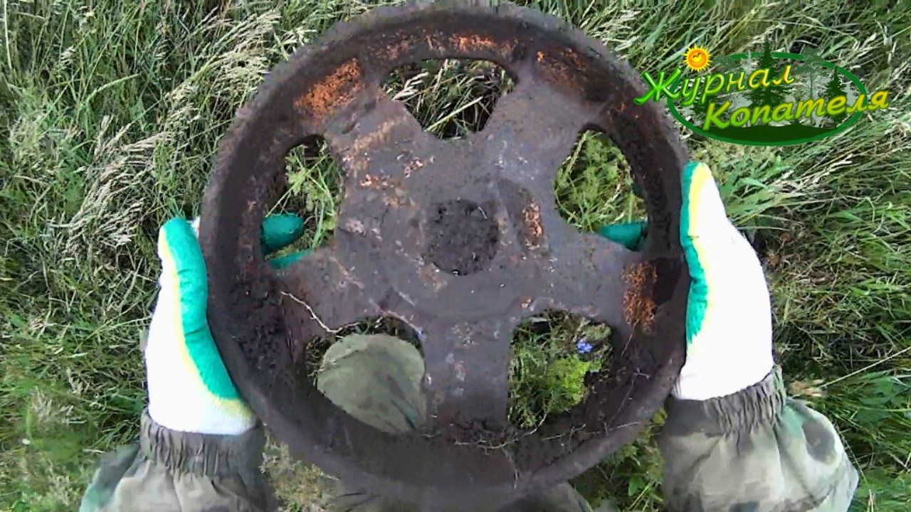 МЕТАЛЛОКОП ПО СТАРЫМ МЕСТАМ.  ЗДЕСЬ ЕЩЁ ЕСТЬ МЕТАЛЛ.  Коп металлолома