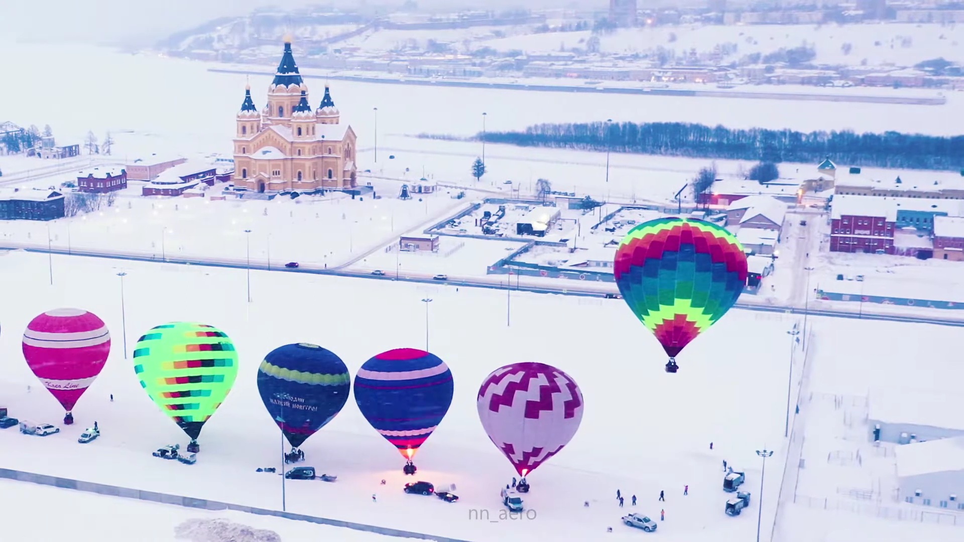 Шары на Рождество в Нижнем Новгороде