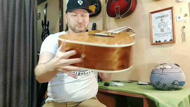 Guitto GGP-05 трансакустическая гитара