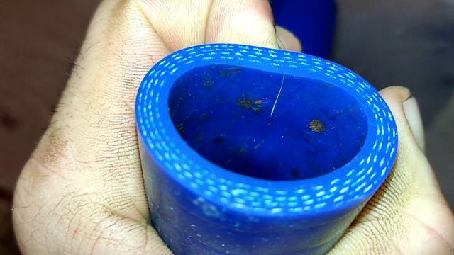 Силиконовые патрубки радиатора охлаждения ВАЗ.Брак или шов?